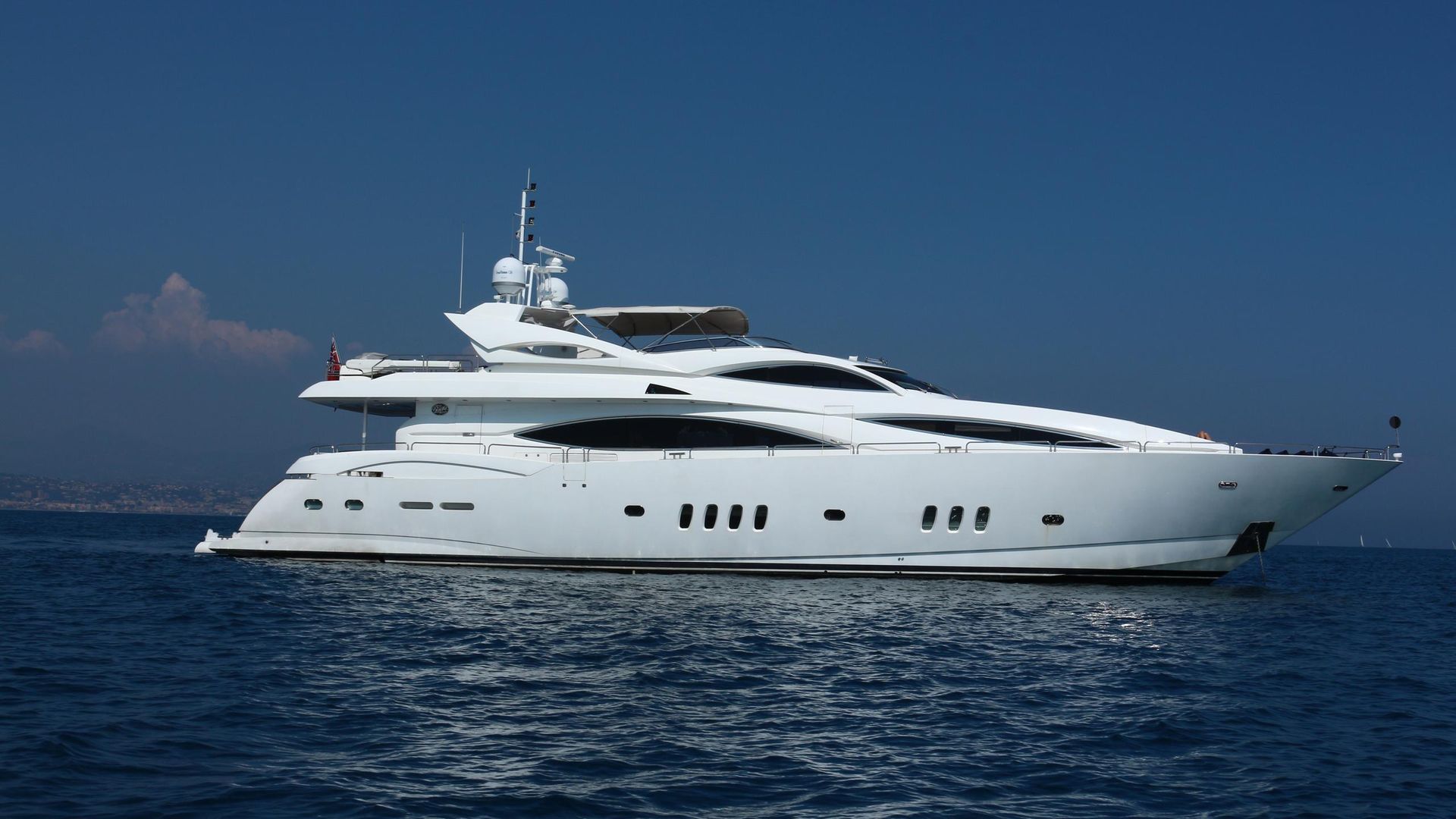 Sea Raider IV yacht (Sunseeker, 32m, 2002)